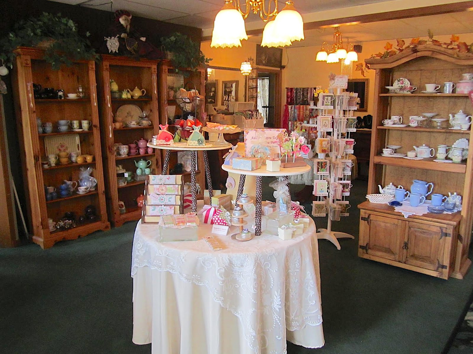 Tea Travellers Societea: ATTIC SECRETS TEA ROOM