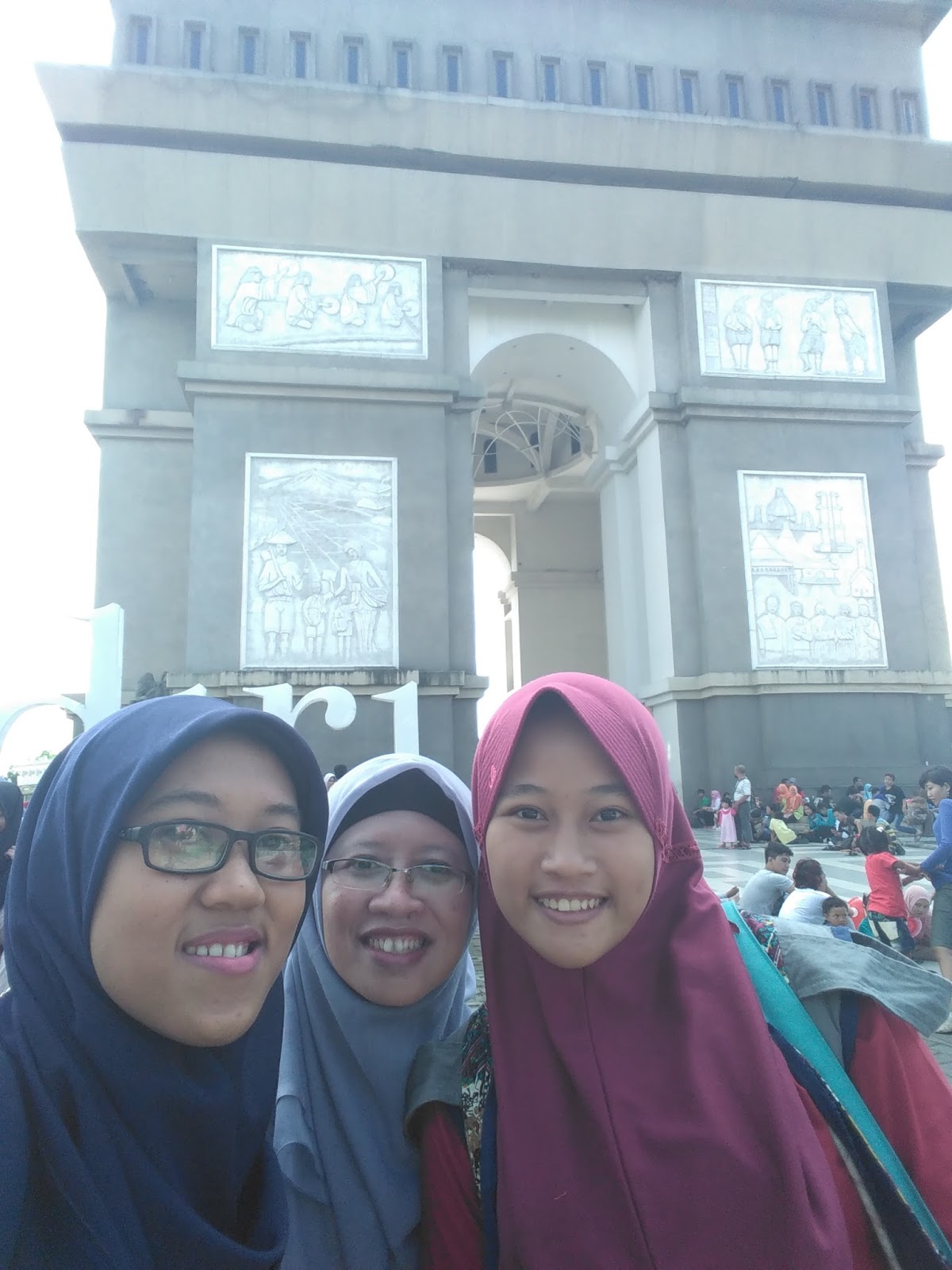 Shasa dan Mba Reni Dolan Ning Kediri - silviananoerita