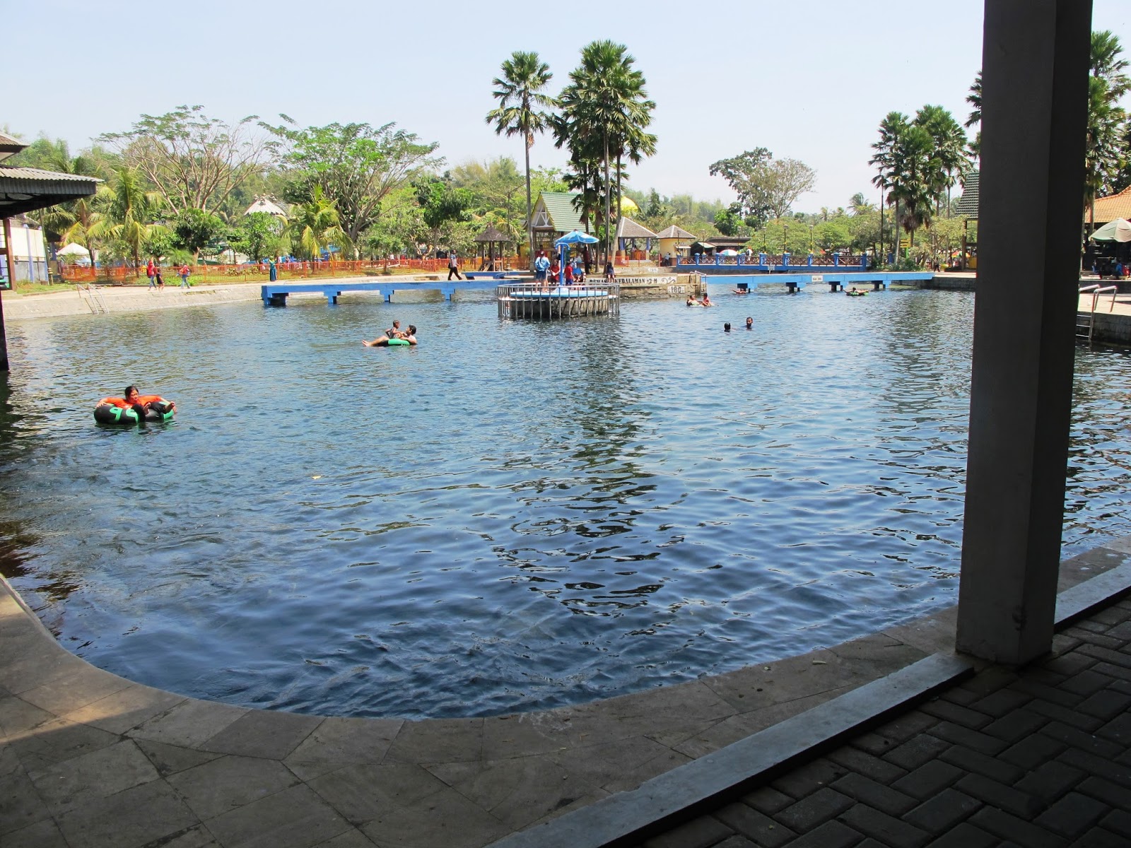 Wisata Pemandian Wendit Malang ~ Haya_zone