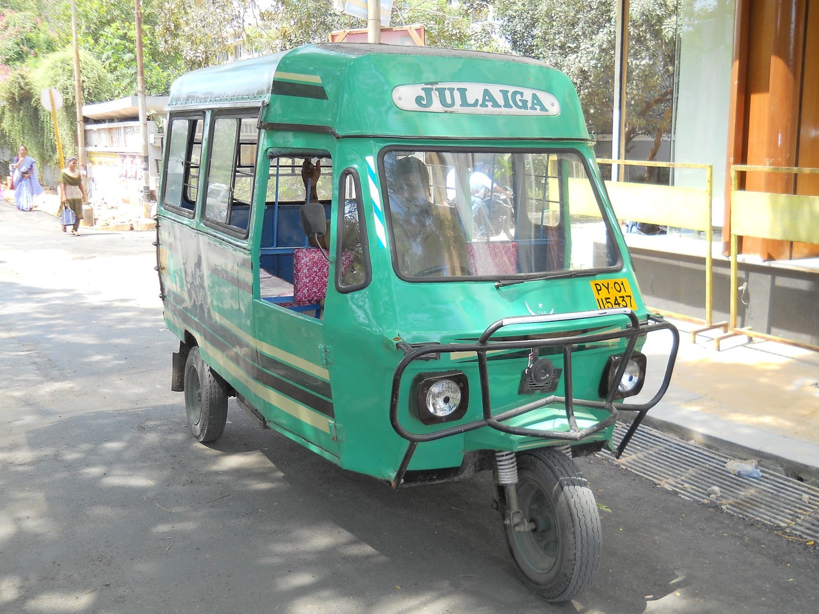 BOBBA CAPS DOXOLOGY: MAR 20, 13 .. VIKRAM TEMPO ! " WHAT DID YOU SAY ...