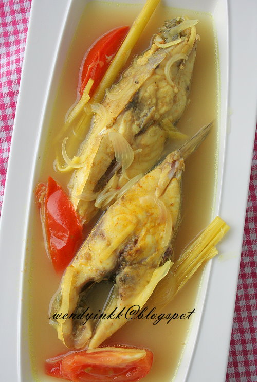 Table for 2.... or more: Fish in Broth, Northern style~Pindang Ikan ...