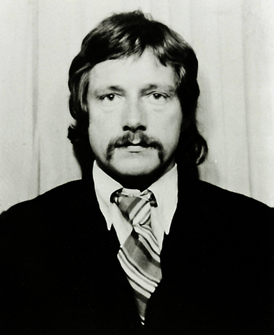 Cushicle and Suitaloon: THE ARCHITECTS