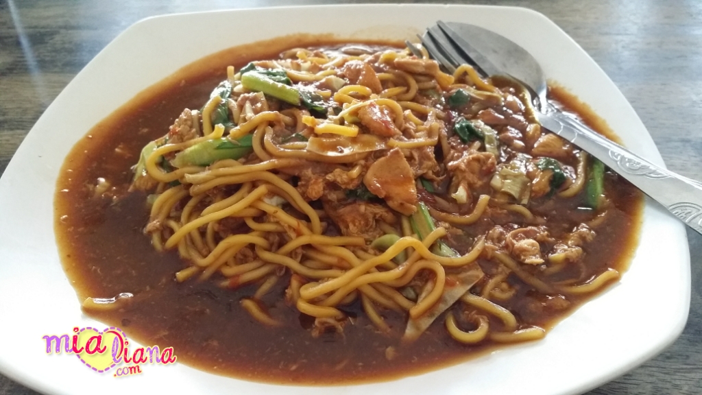 Mee Goreng Basah - Mia Liana