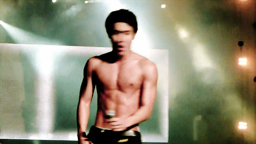 Choi Siwon Shirtless Gif