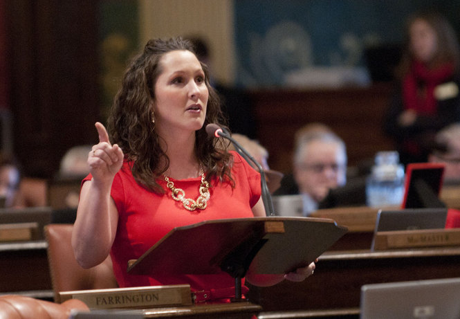 Lisa Posthumus Lyons - Alchetron, The Free Social Encyclopedia