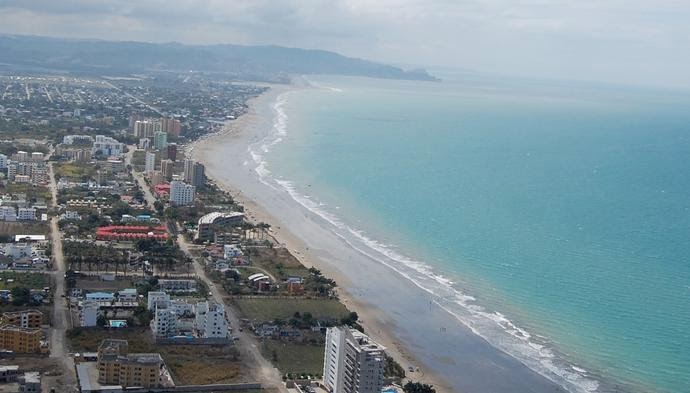 Playas de Ecuador - La playa de Tonsupa – Provincia de Esmeraldas ...