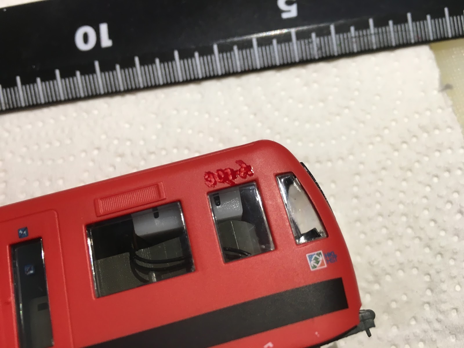 NEW HELSINKI METRO: Making of: New road numbers to M300 trains