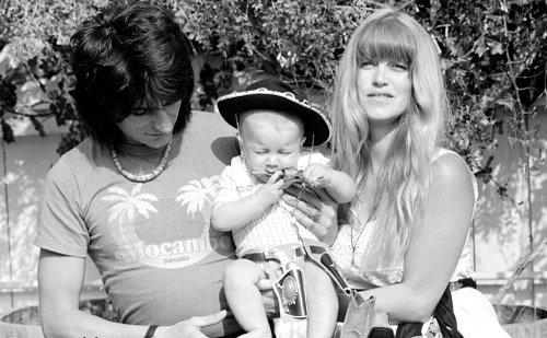 Stones Please Don`t Stop: Ronnie Wood , "Some Girls" ..... Krissy Findlay