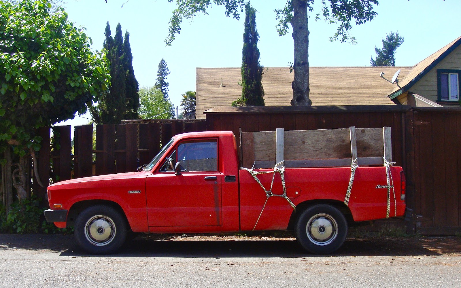 THE STREET PEEP: 1982 Mazda B2000 Sundowner