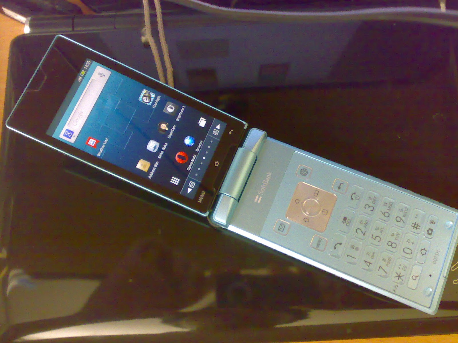 Things in Japan: Quick impressions of the Softbank 007SH Sharp Aquos ...