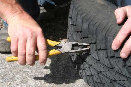 Spot Tyre Puncture in Coimbatore | Cars Bikes Tubeless Tyre Mobile ...