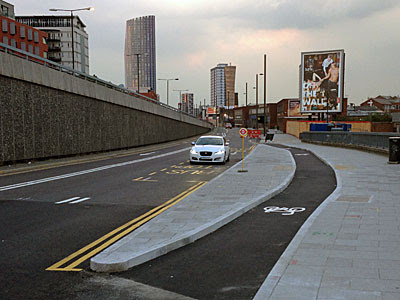 Talk:Tag:highway=bus stop - OpenStreetMap Wiki