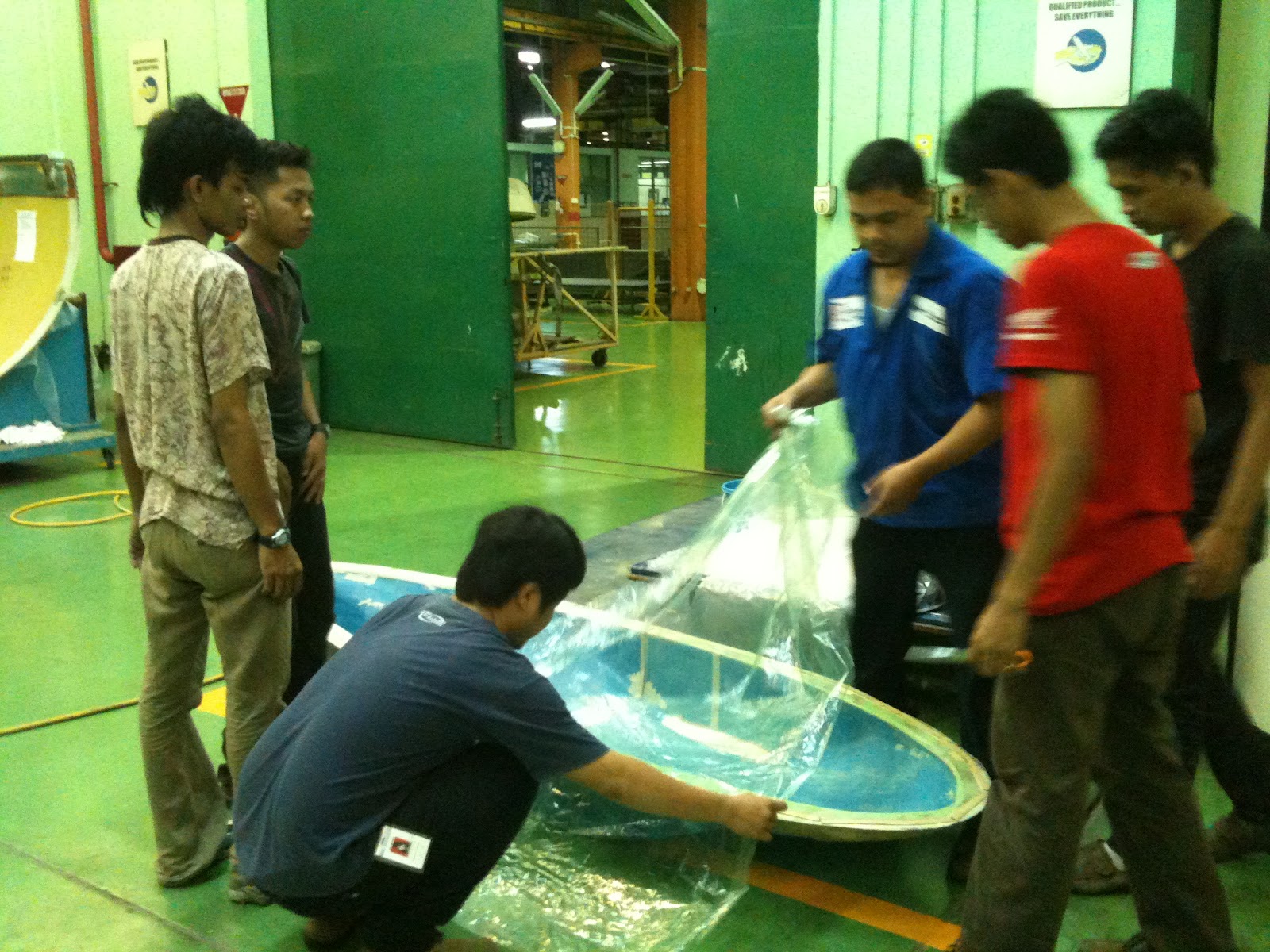 ITS TEAM - SAPU ANGIN SHELL ECO MARATHON 2012: Momen - Momen Proses ...