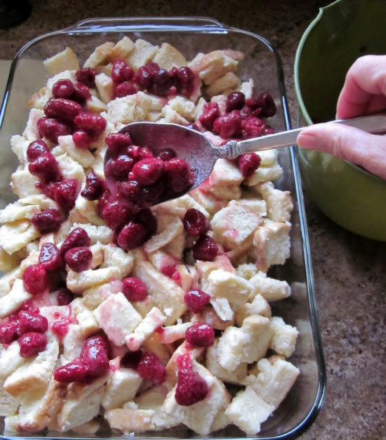 Honey I'm Home: Raspberry Bread Pudding Deliciousness
