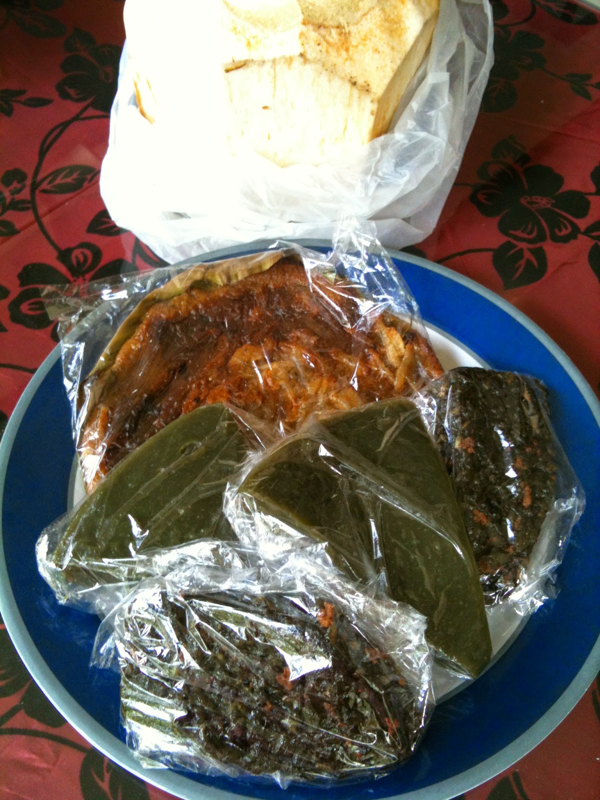pepay's foodies and travels: Native delicacies - bibingka, dudumen, dudol