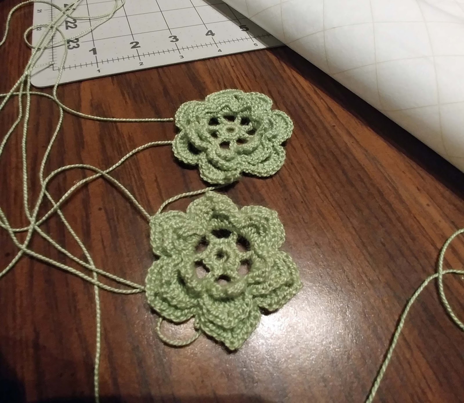 PJ's Crafty Creations: Six Pointed Crocheted Spool Doily