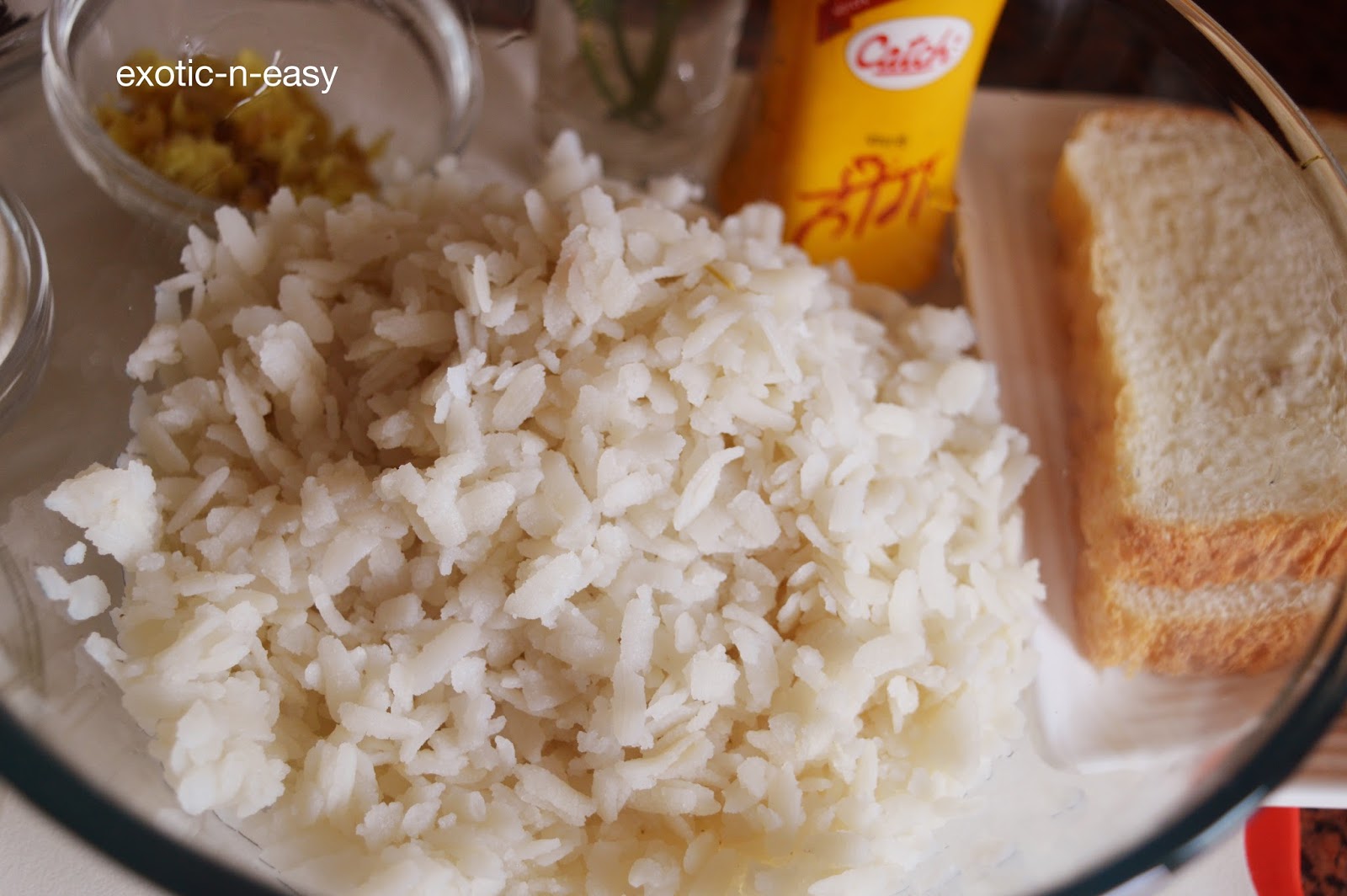 exotic-n-easy cooking: Poha Vada (Flattened Rice Vada)