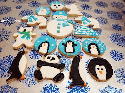 Two Frys: Winter Theme Coconut Cookies