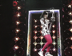 Bom - Dancing Beauty GIFs | Beautiful Korean Artists