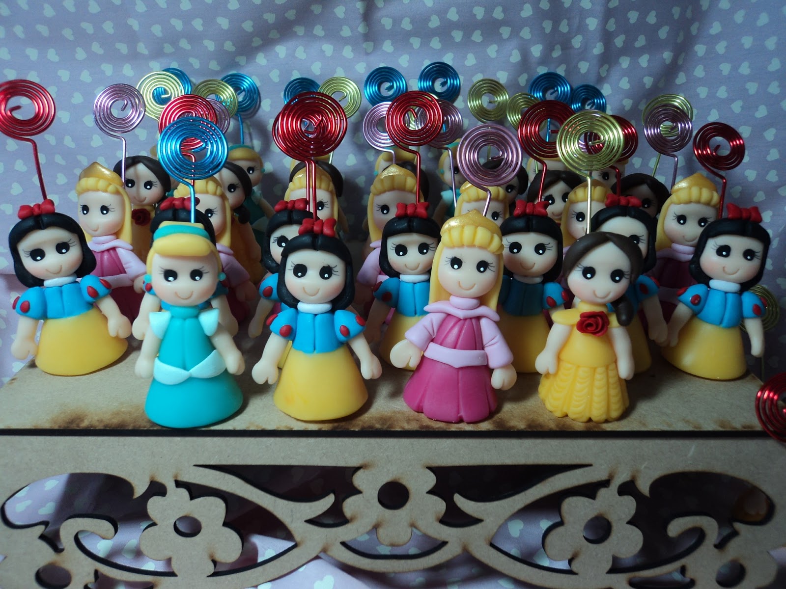 Ateliê Tutti Amore Biscuit: Lembrancinha de Aniversário (Princesas)