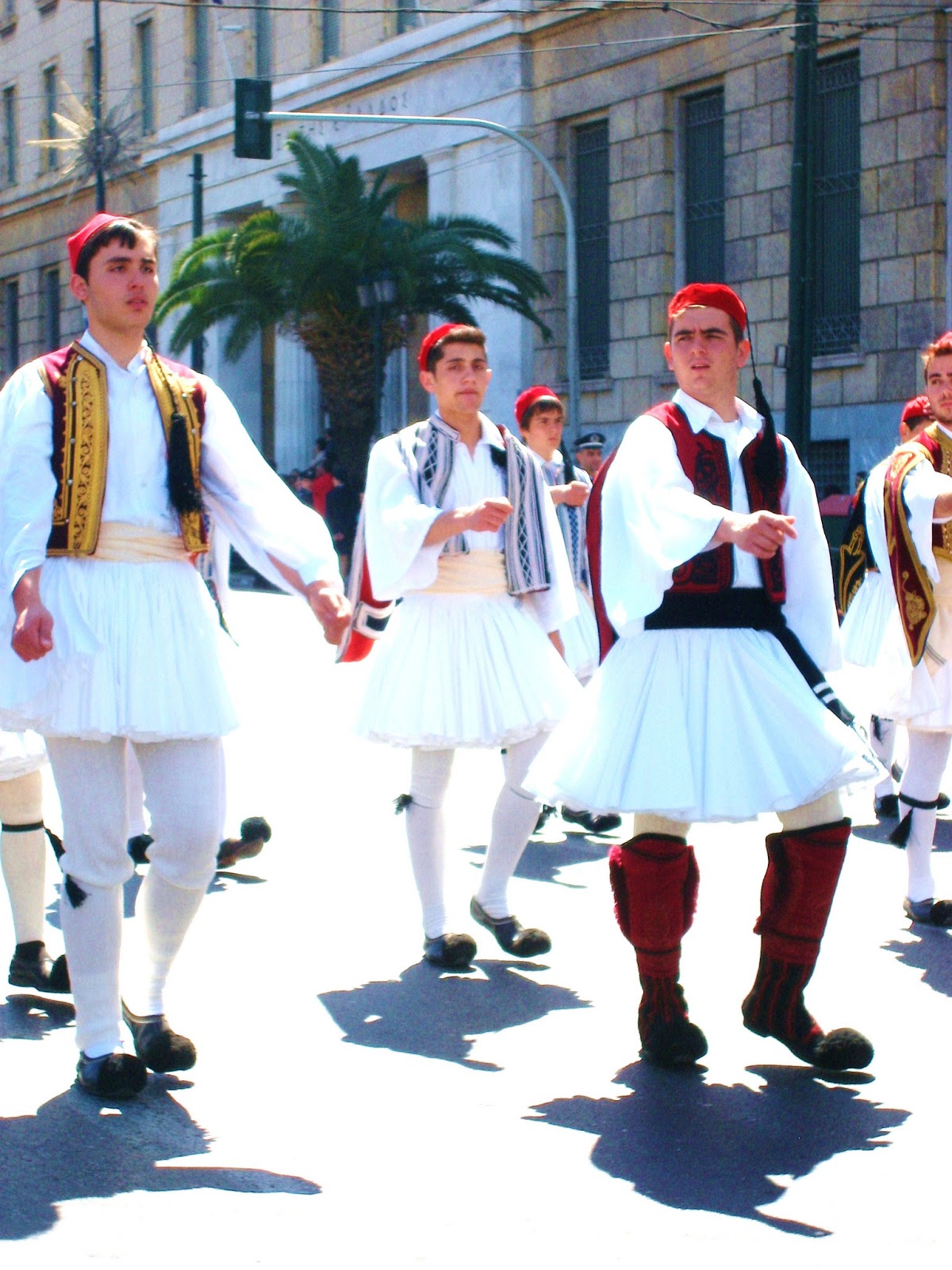 The Athenian: Tsolias and Amalia