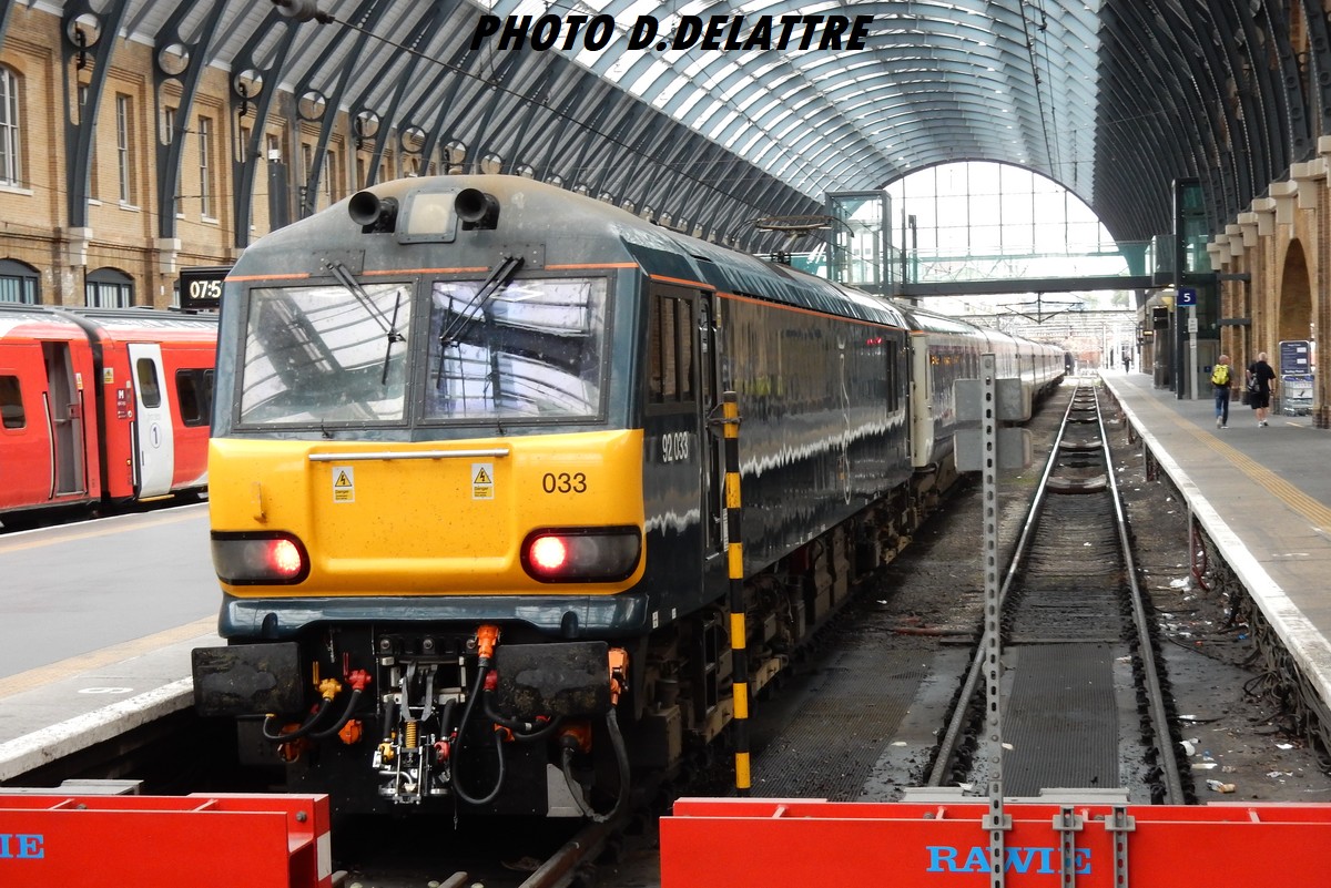 LA PASSION DU TRAIN: 92033 ex class 92 SNCF à Londres