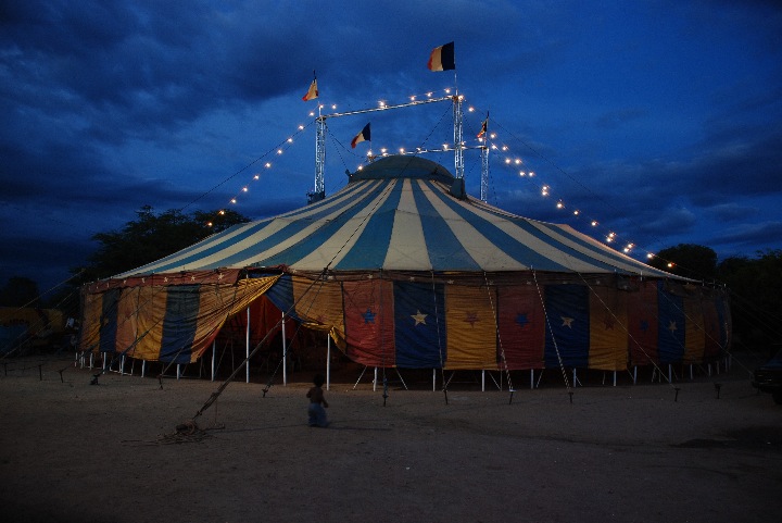•circo continental•: Dia Do Circo