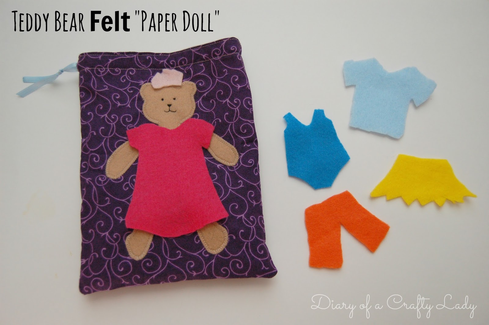 Diary of a Crafty Lady: Teddy Bear Felt "Paper Doll" with case