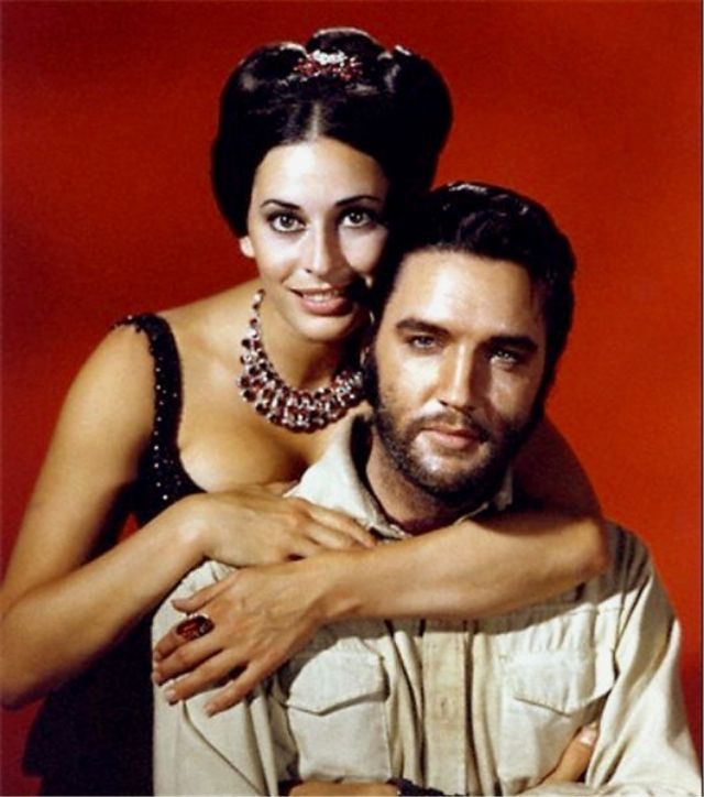 Rare Color Photographs of a Bearded Elvis Presley During Shooting for ...