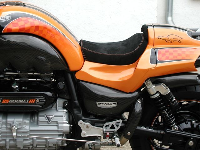 Racing Cafè: Triumph "RS Rocket III" special