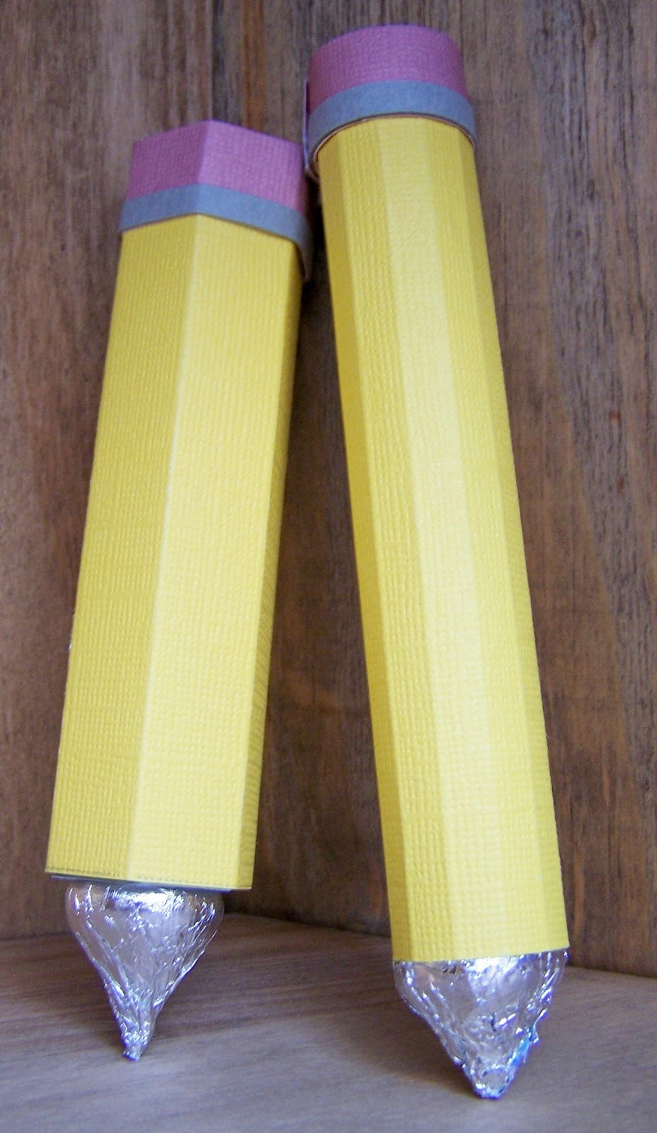 time2craft: Chocolate Pencils