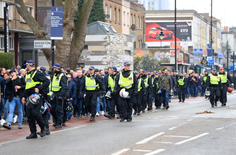 Football Hooligan Pictures: 2017