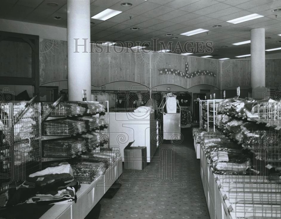 Brady's Bunch of Lorain County Nostalgia: Midway Mall Reflections – Part 1