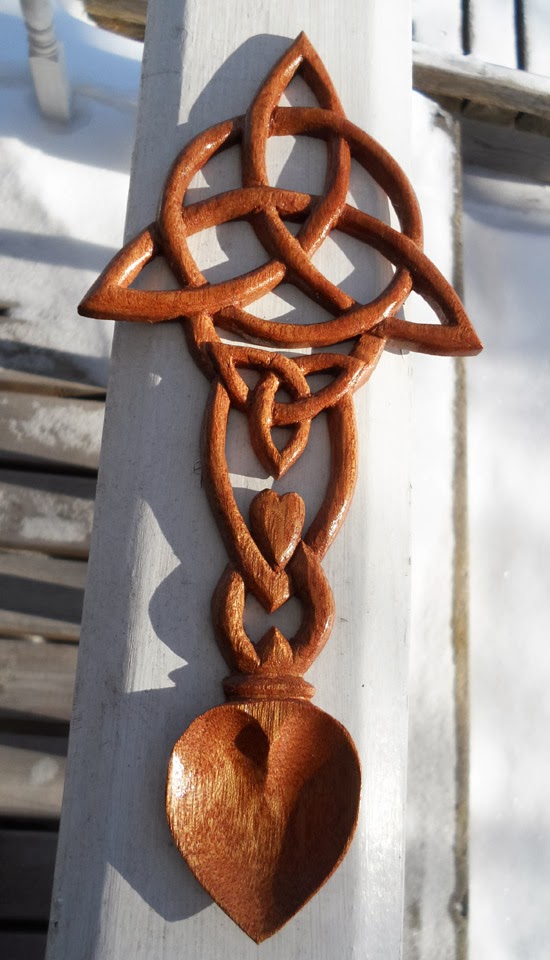 From the Desk of Murray Lincoln: Carving a Celtic Love Spoon – How to