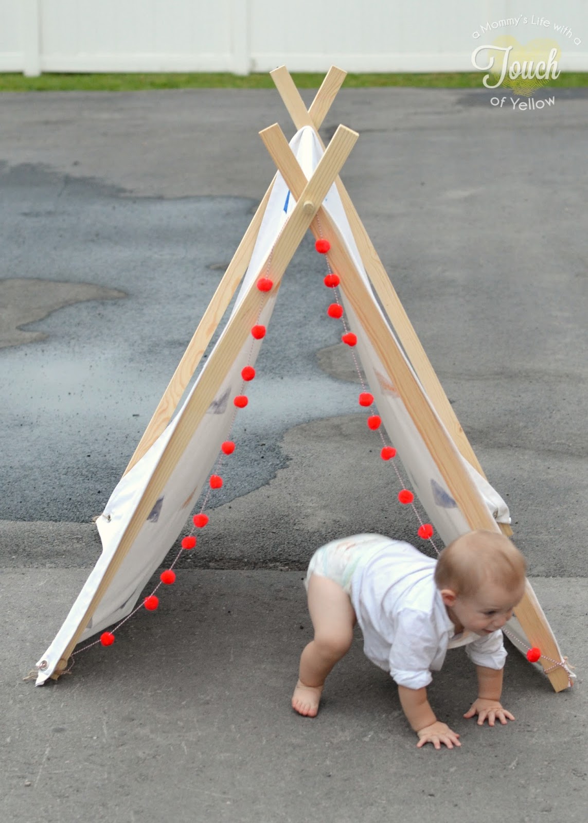 A mommy's life...with a touch of YELLOW: DIY A-Frame Play Tent {Tutorial}