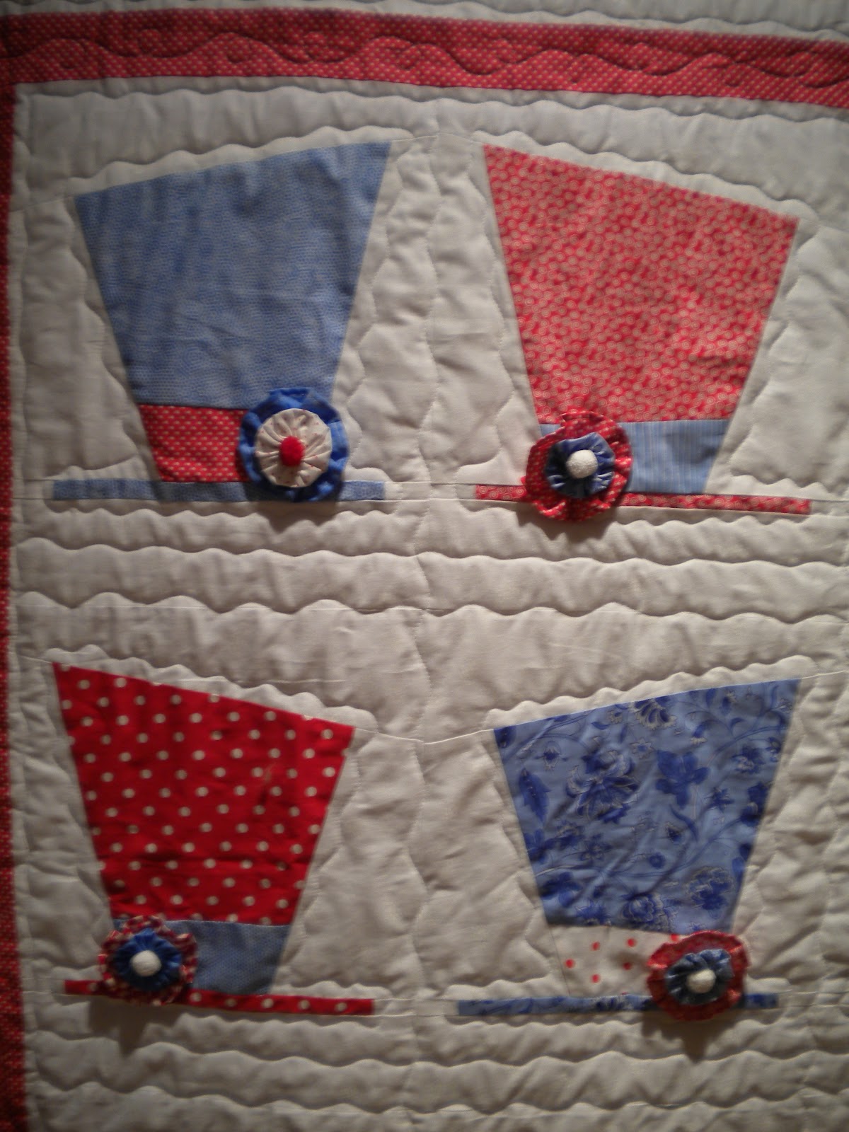 Tied Up In Ribbon: Alice in Wonderland Mad Hatter Quilt