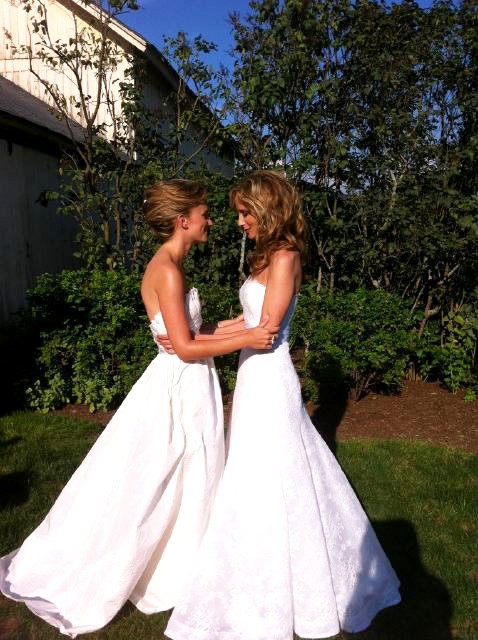 Chely Wright and Girlfriend Got Married in Wedding Gowns ~ My ...
