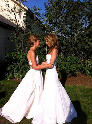 Chely Wright and Girlfriend Got Married in Wedding Gowns ~ My ...
