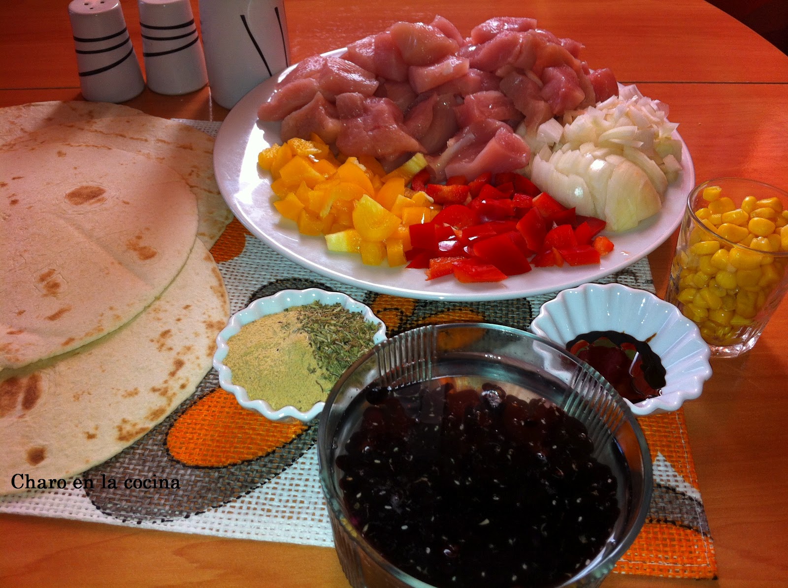 Charo en la cocina: Burritos de Pollo