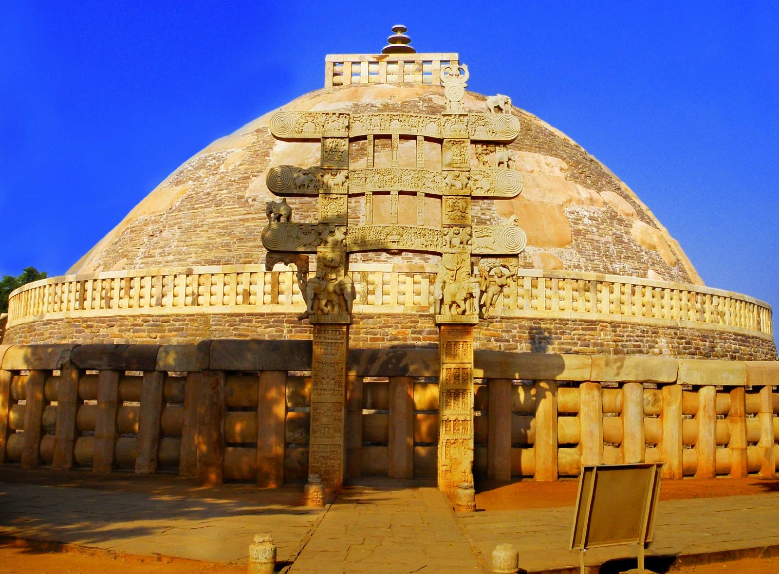 Agencia de Viajes India: La Stupa de Sanchi