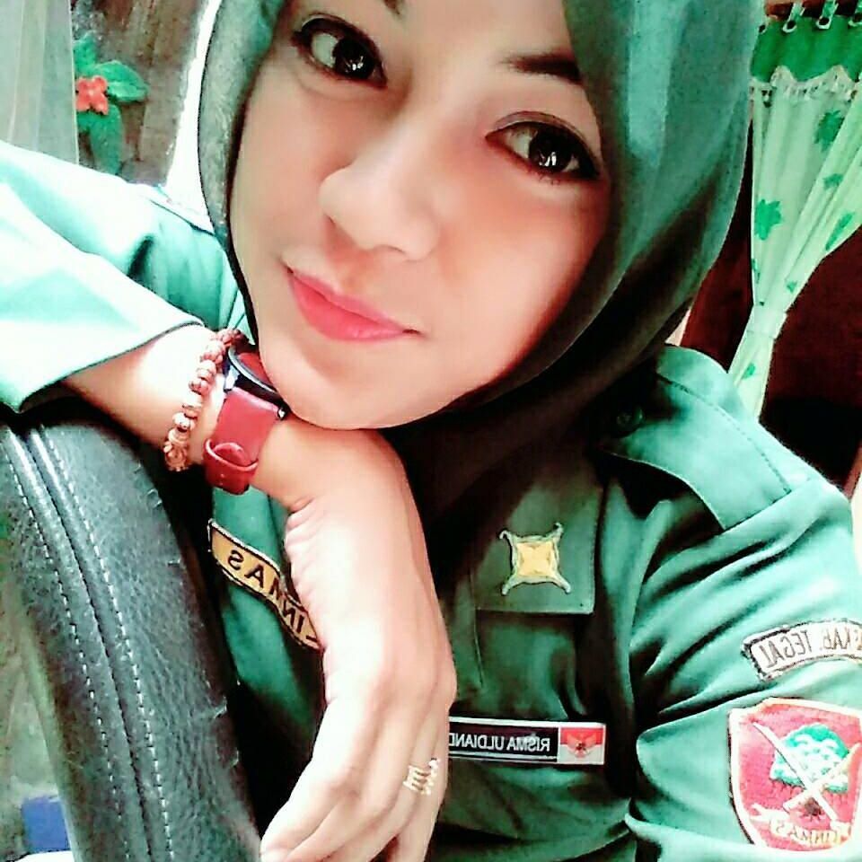 VIDEO HOT PNS CANTIK MESUM PANAS HEBOHKAN DUNIA MAYA