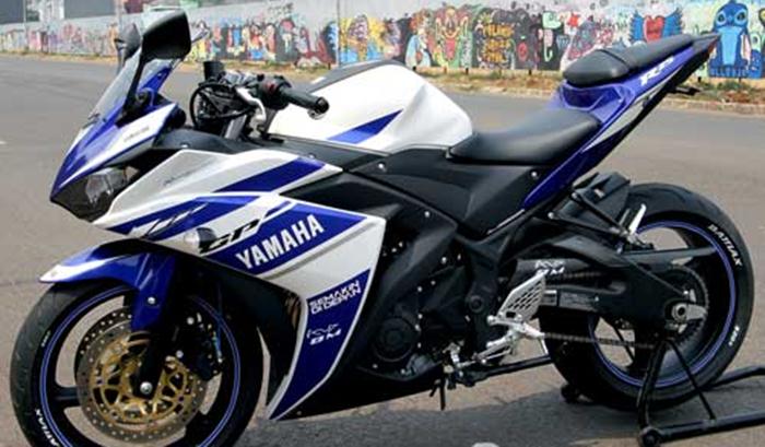 Modifikasi Yamaha R25 biru - Modif Ganteng