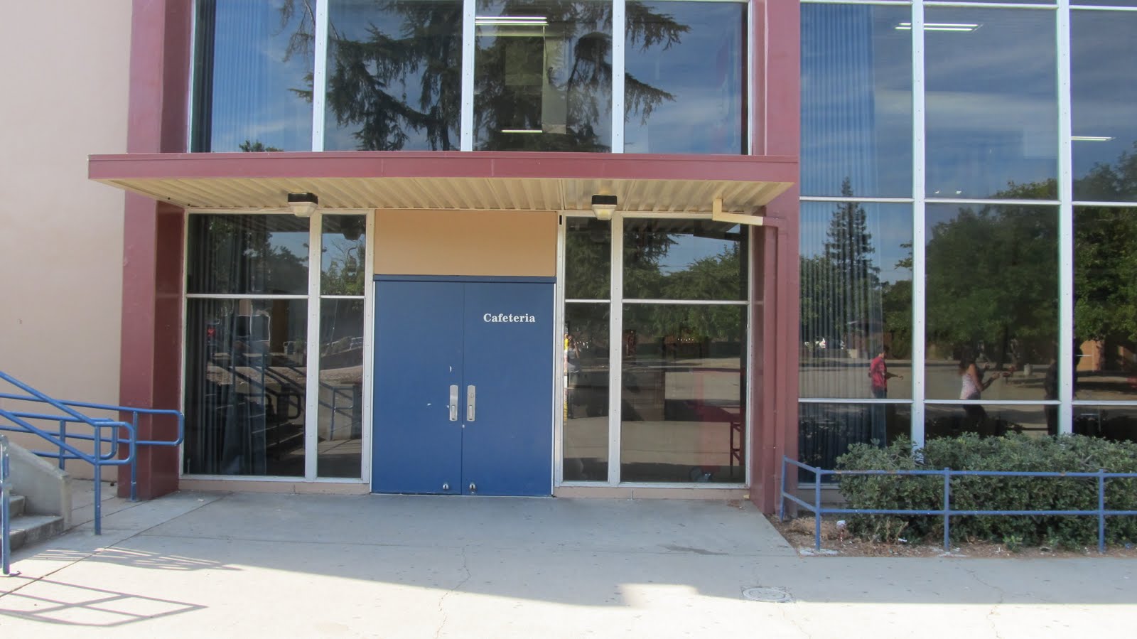Modern Innovative Design- MLHS Cafeteria Makeover