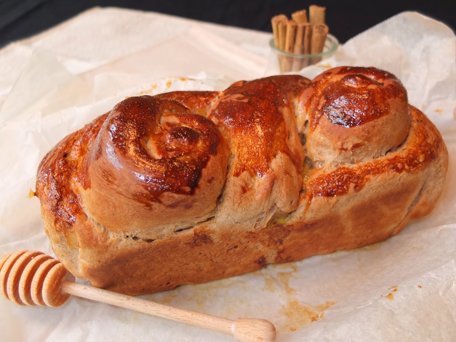 Cocinando con Lola García: Pan de miel y canela