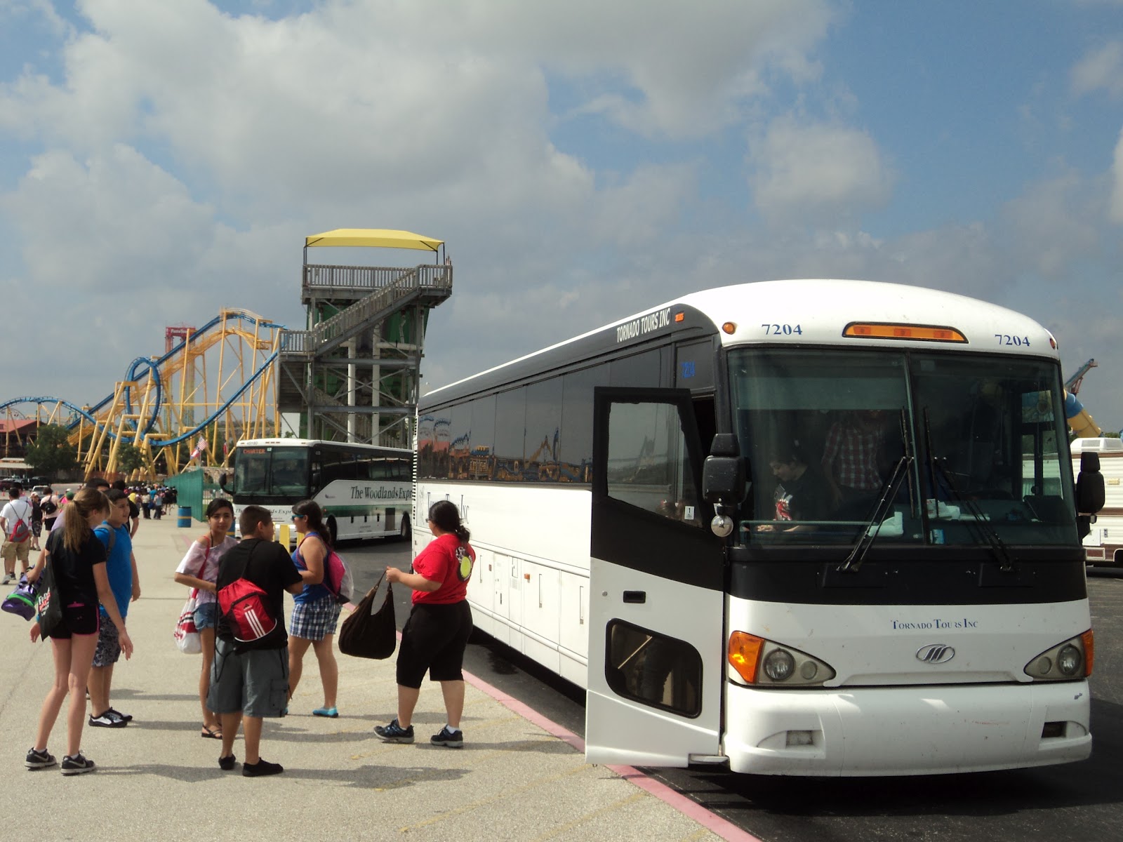 Laredo Charter Buses & Tour Bus Rental: Rio Grande Valley Charter Buses