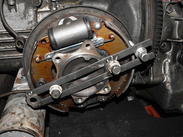 1966 2CV brake job.