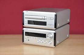 Yamaha RX-E200 - Stereo Receiver | AudioBaza