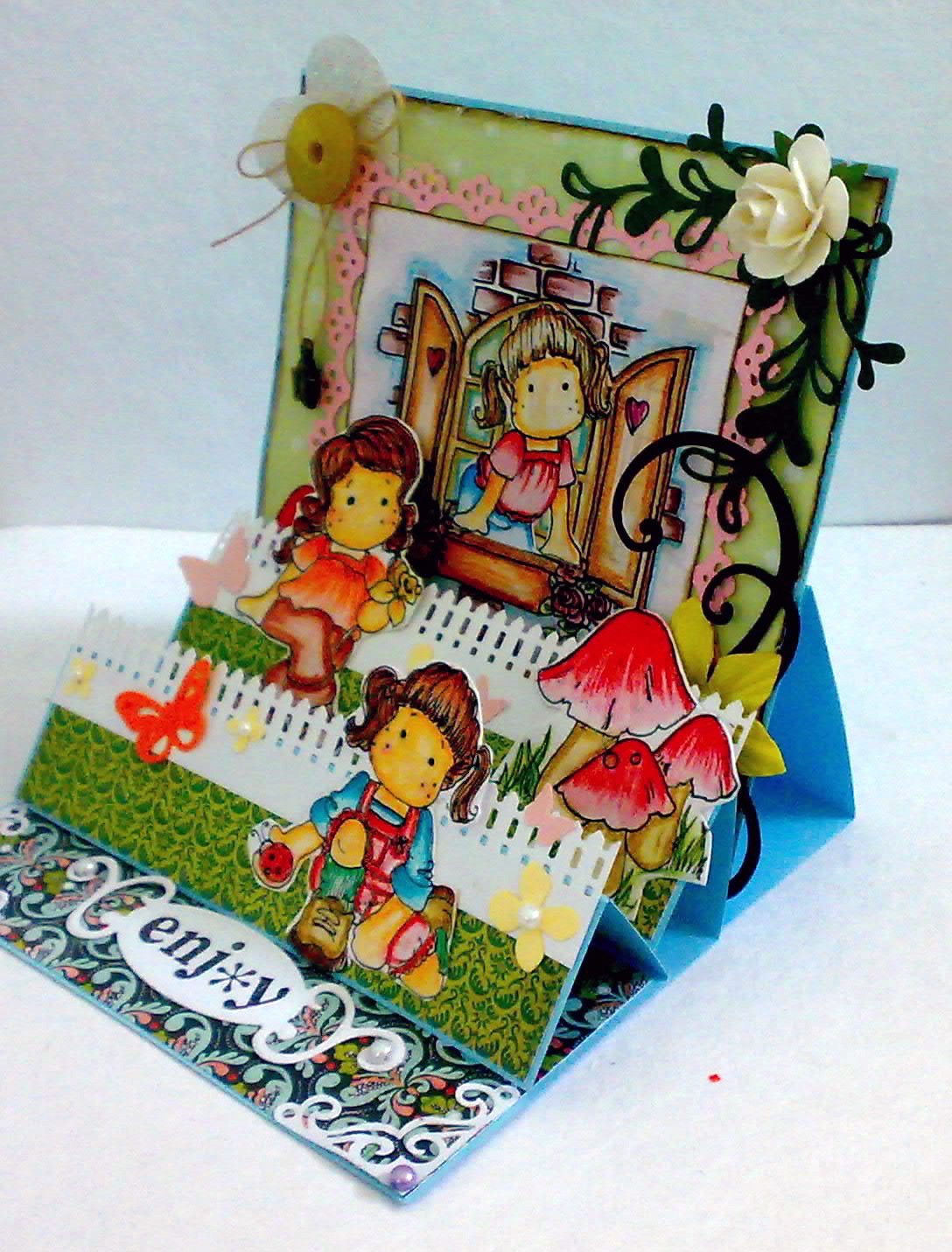 Kalalayaa's Art Stuido: EASEL STEP CARD