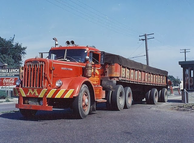 Autocar Old Freightliner Trailer Classic Images Wallpapers