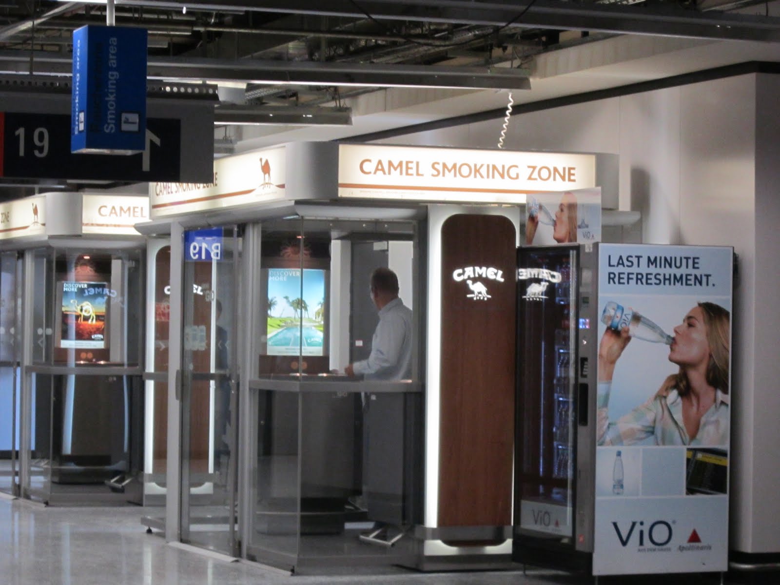 Jody's Poland Blog: Airports